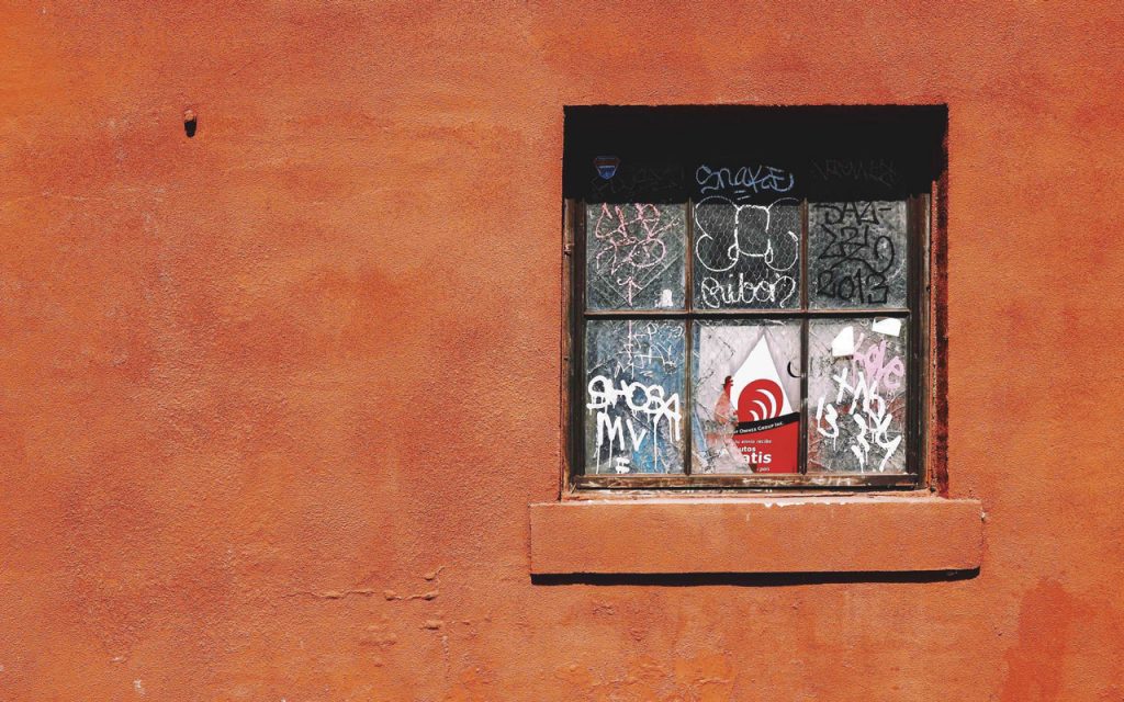 La teoría de las ventanas rotas | Revista Mira